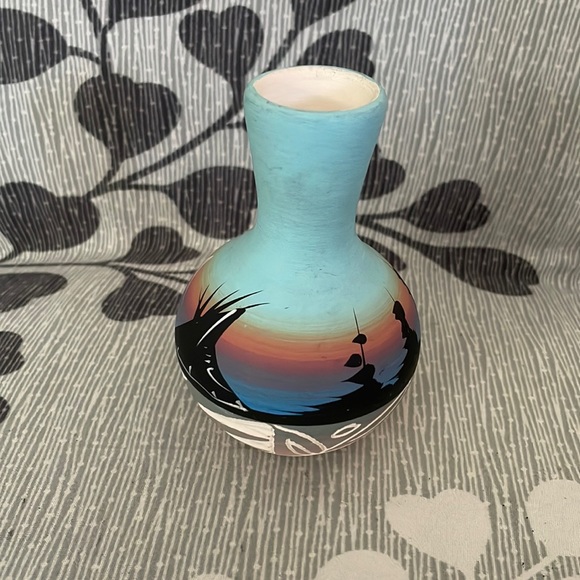 Other | Native American Vase Signed By Artist Dineh Pottery Very ...